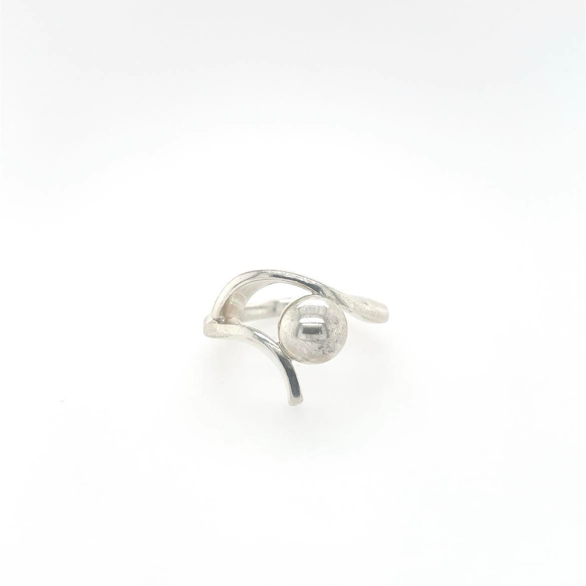Bobble ring med sølvkugle – HEIRING